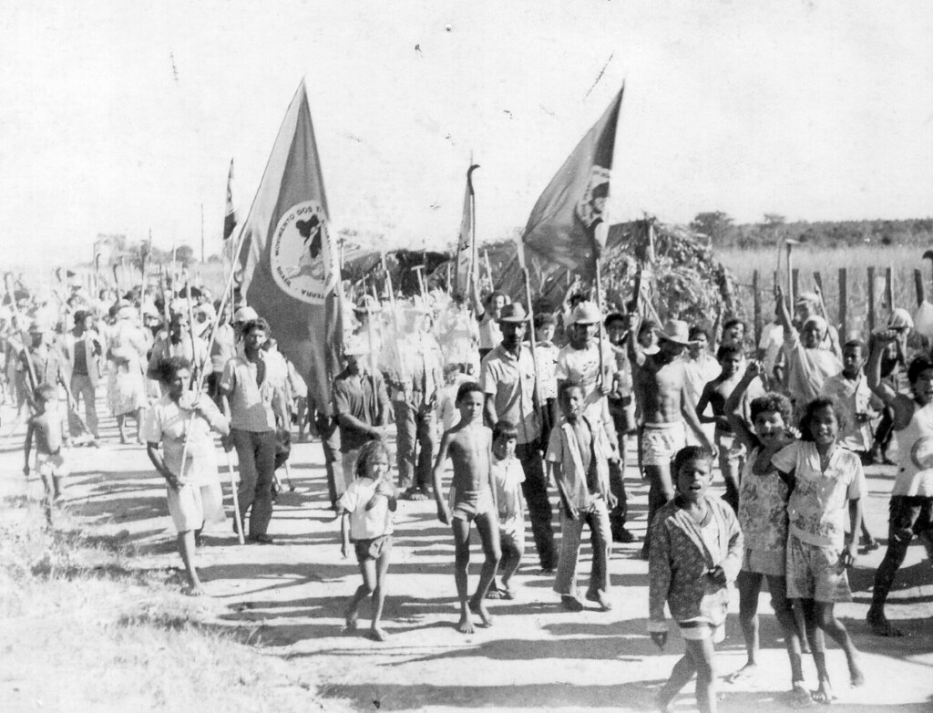 No Espírito Santo, assentados comemoram 30 anos do assentamento Castro ...