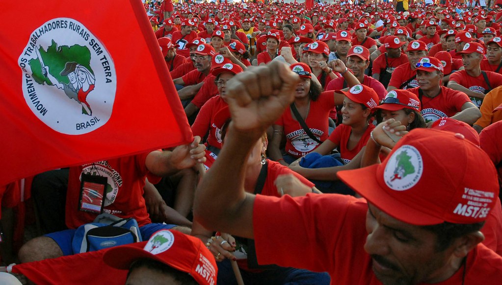 MST recebe solidariedade de movimentos e personalidades brasileiras - MST