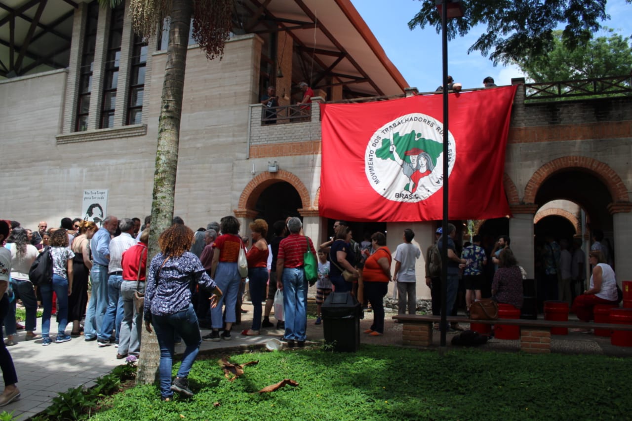 MST reúne amigos na Escola Nacional Florestan Fernandes - MST