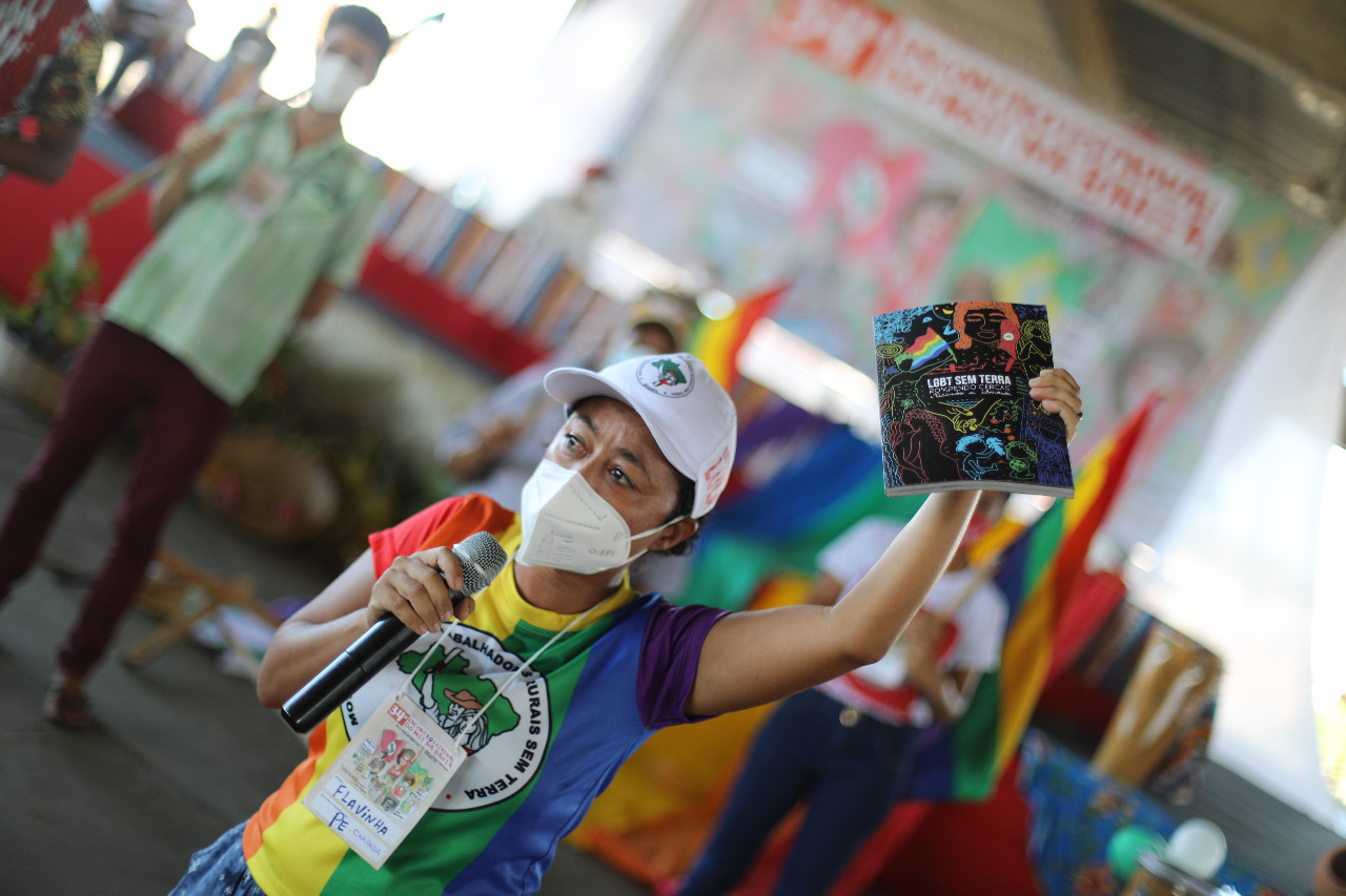 Coletivo LGBT Sem Terra lança livro no 34º Encontro Estadual do MST na ...